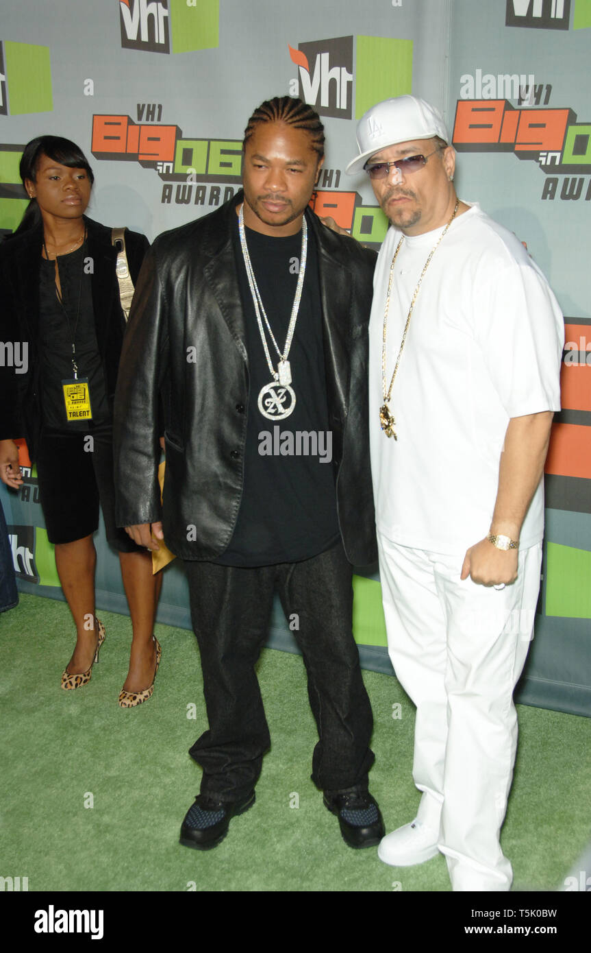 LOS ANGELES, CA. December 02, 2006: XZIBIT (left) & ICE-T at the VH1 ...