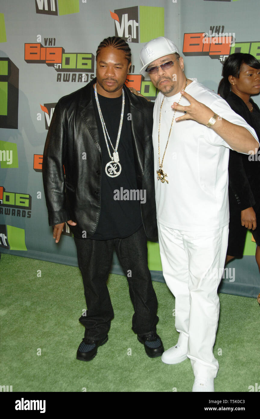 LOS ANGELES, CA. December 02, 2006: XZIBIT (left) & ICE-T at the VH1 ...