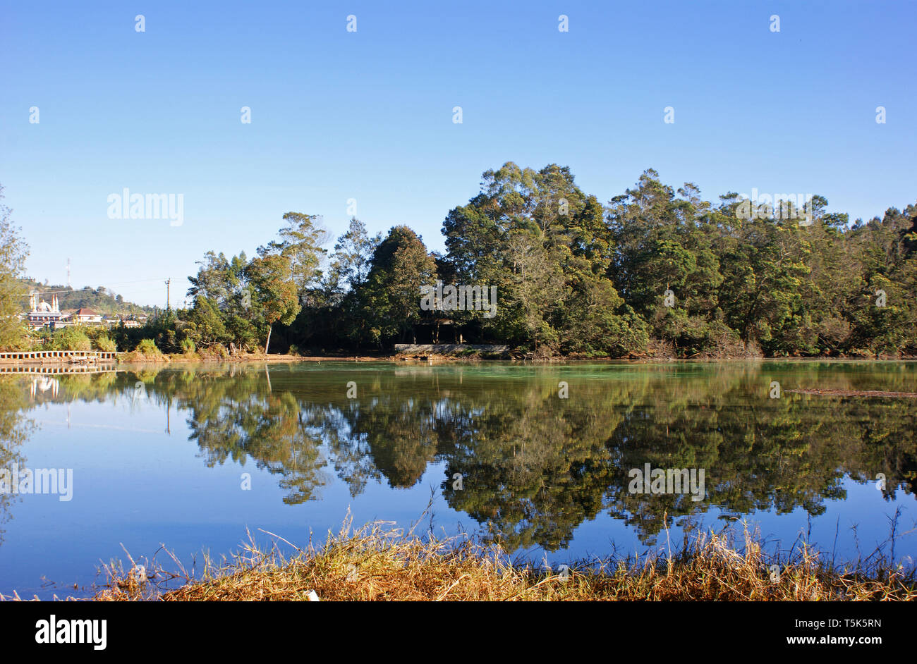 Telaga warna dieng hi-res stock photography and images - Alamy