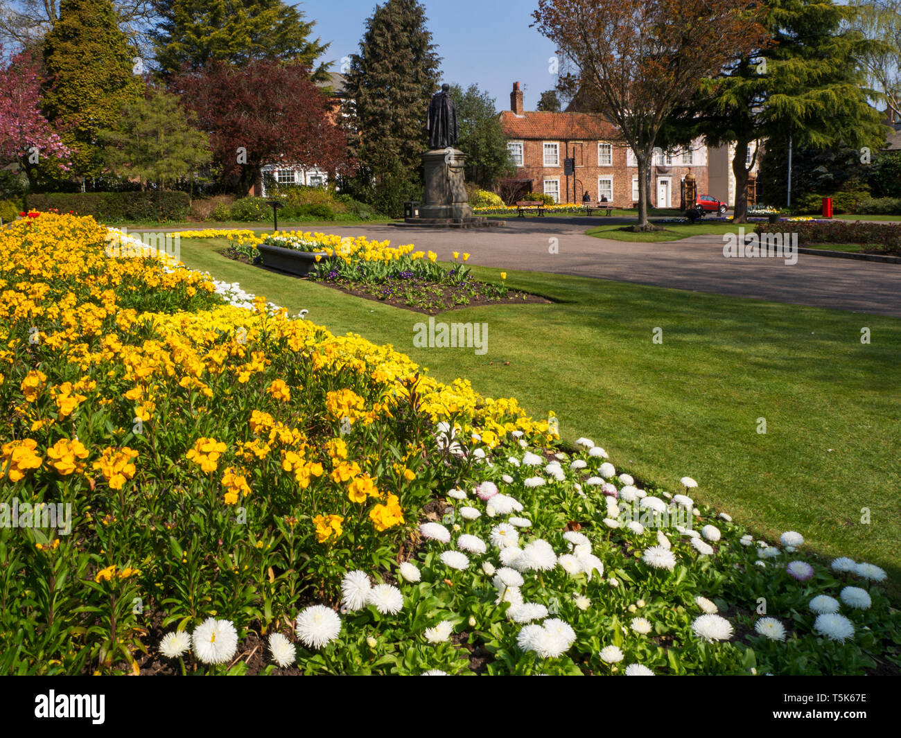 Ripon spa gardens in spring hi-res stock photography and images - Alamy