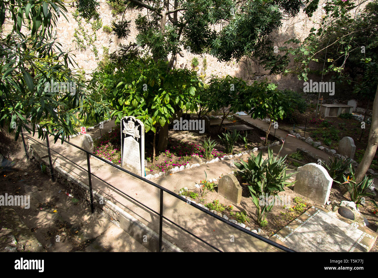 Cemetery in gibraltar hi-res stock photography and images - Alamy