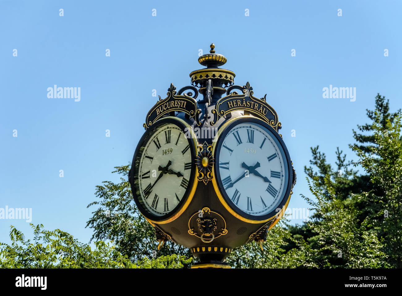 Old vintage clock in the bucharest downtown Stock Photo - Alamy
