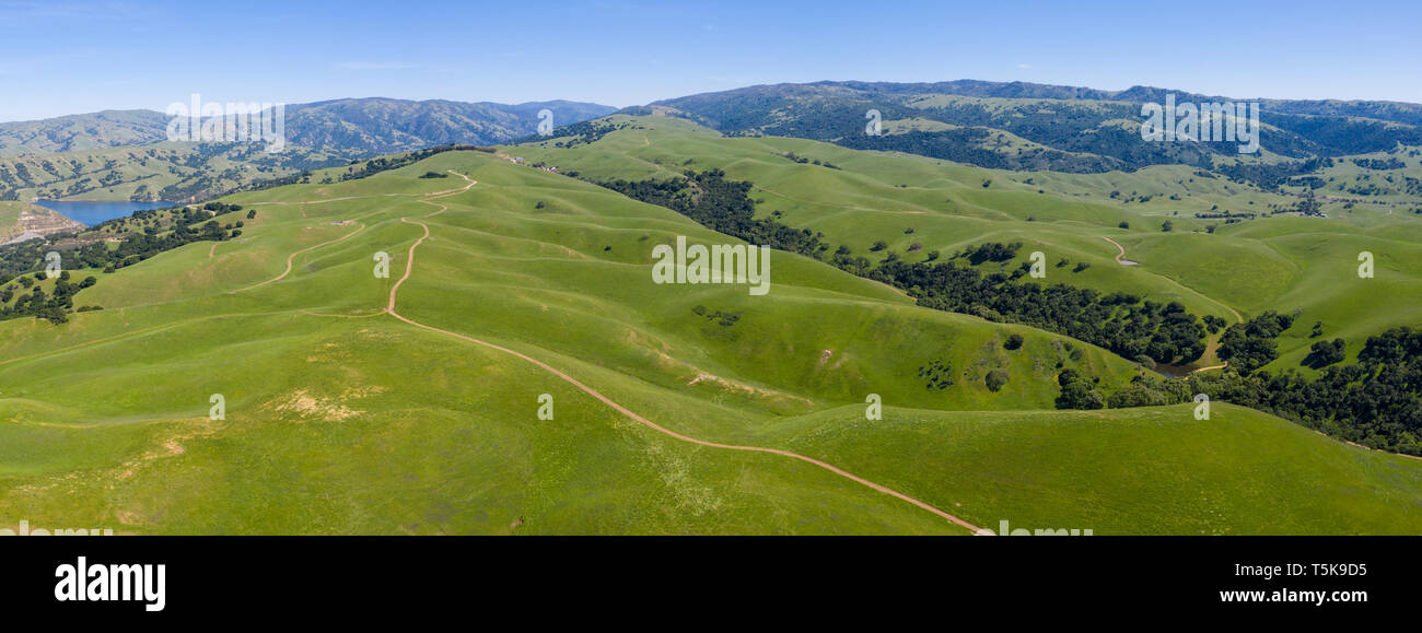An aerial view of rolling hills in Northern California's tri-valley ...