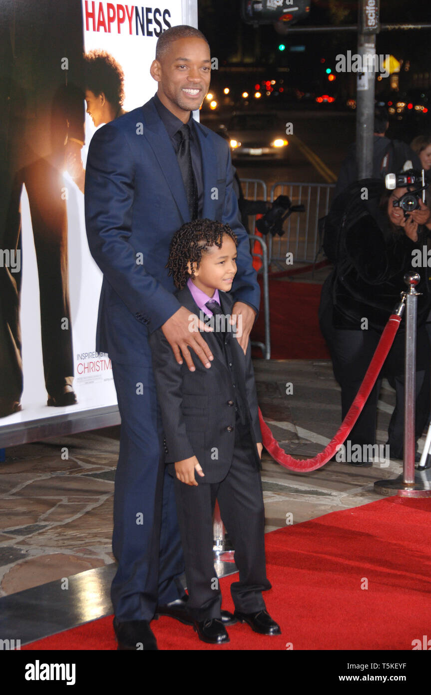 LOS ANGELES, CA. December 07, 2006: WILL SMITH & son JADEN CHRISTOPHER ...