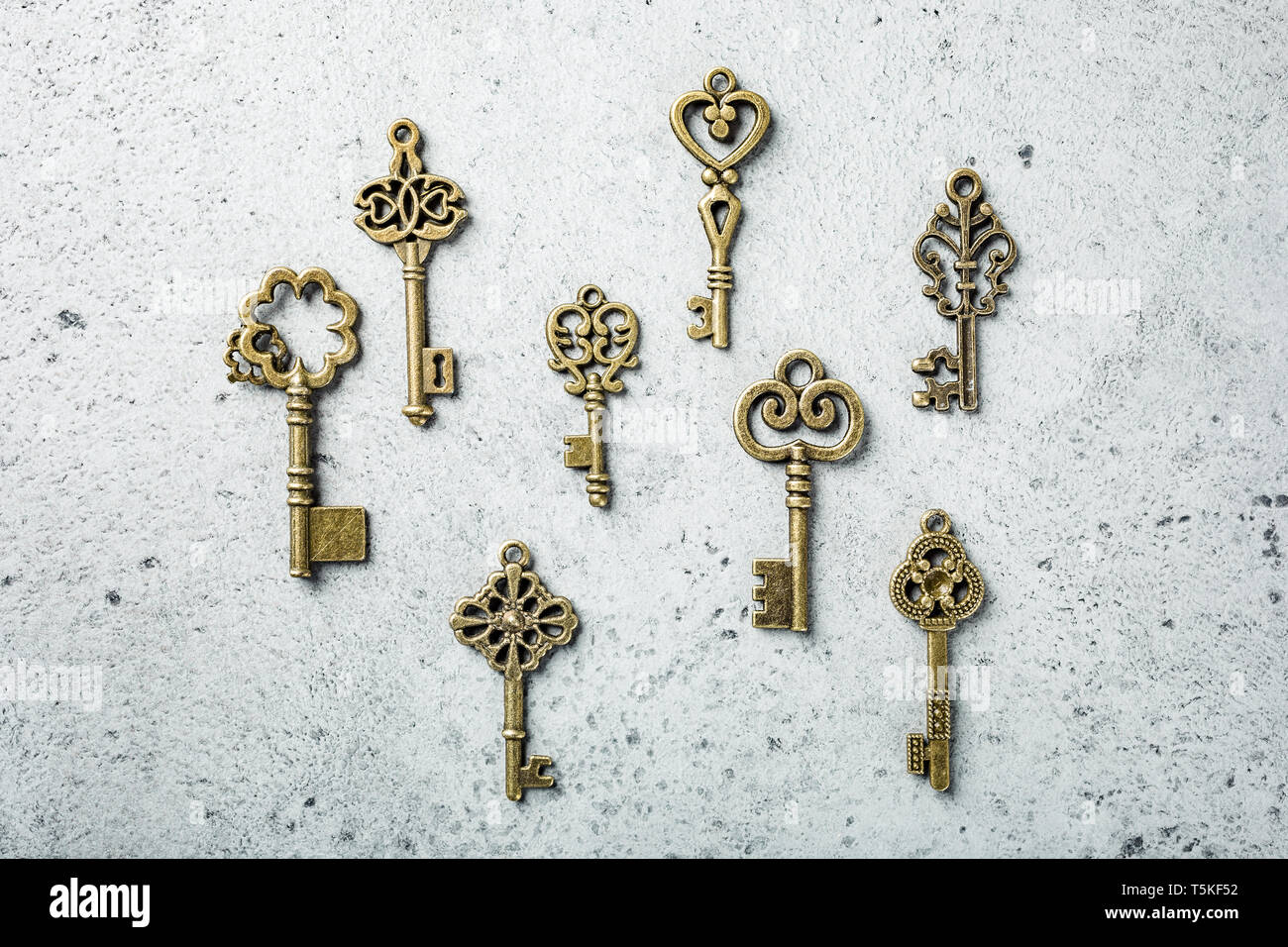 Overhead shoot of many different old keys Stock Photo - Alamy