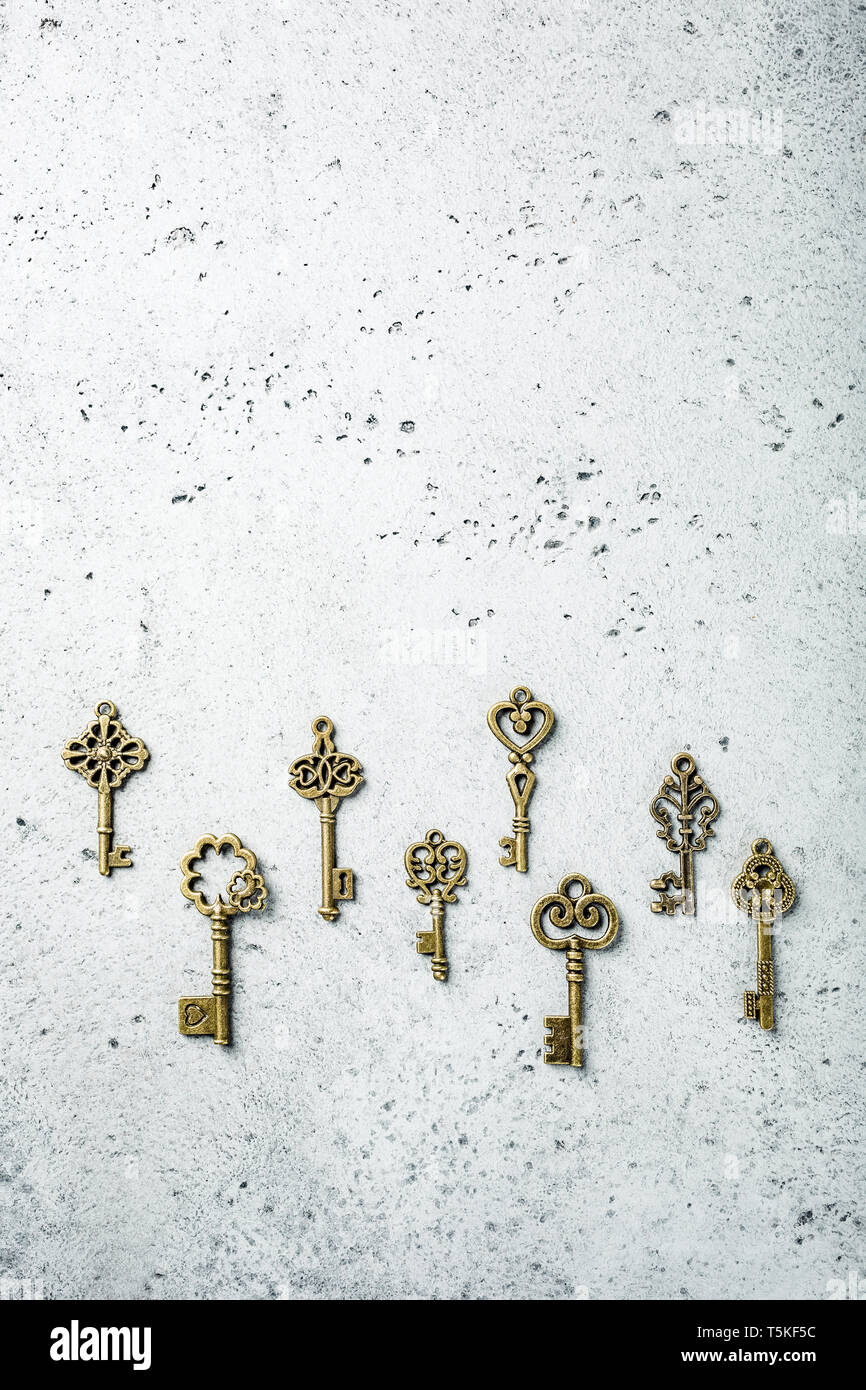 Overhead shoot of many different old keys Stock Photo - Alamy