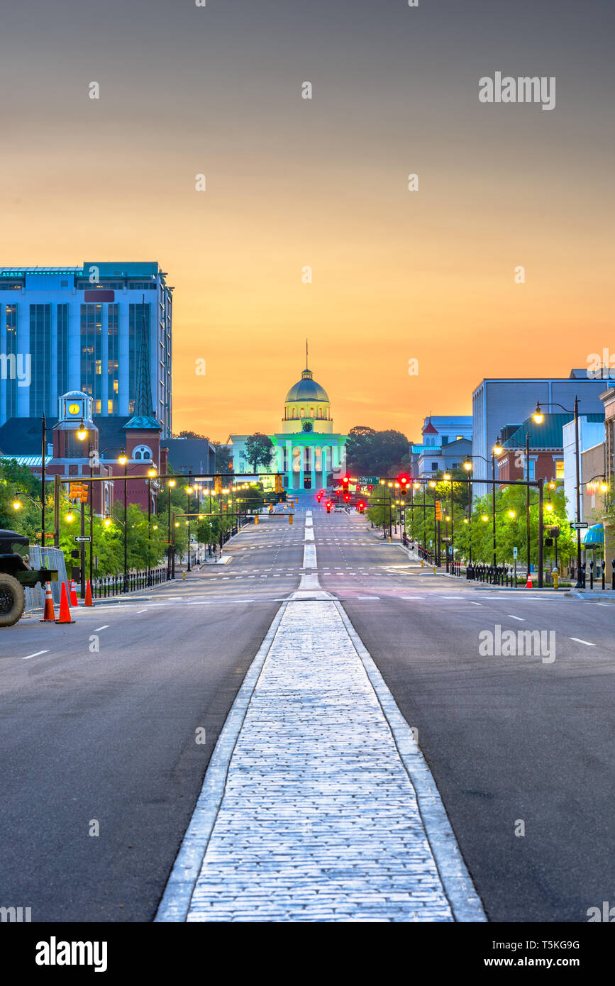 Montgomery, Alabama, USA with the State Capitol at dawn Stock Photo - Alamy