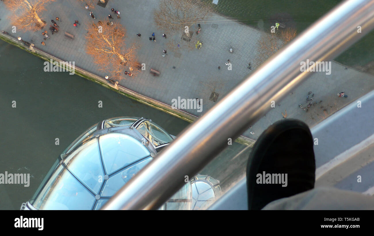 Close up millennium wheel hi-res stock photography and images - Alamy
