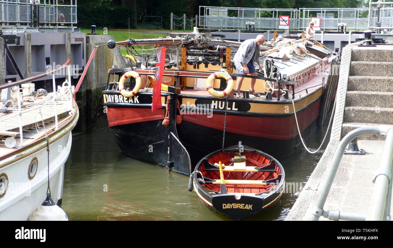 Cookham Lock High Resolution Stock Photography and Images - Alamy