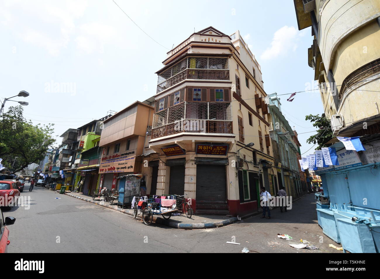 Bankim chatterjee street hi-res stock photography and images - Alamy