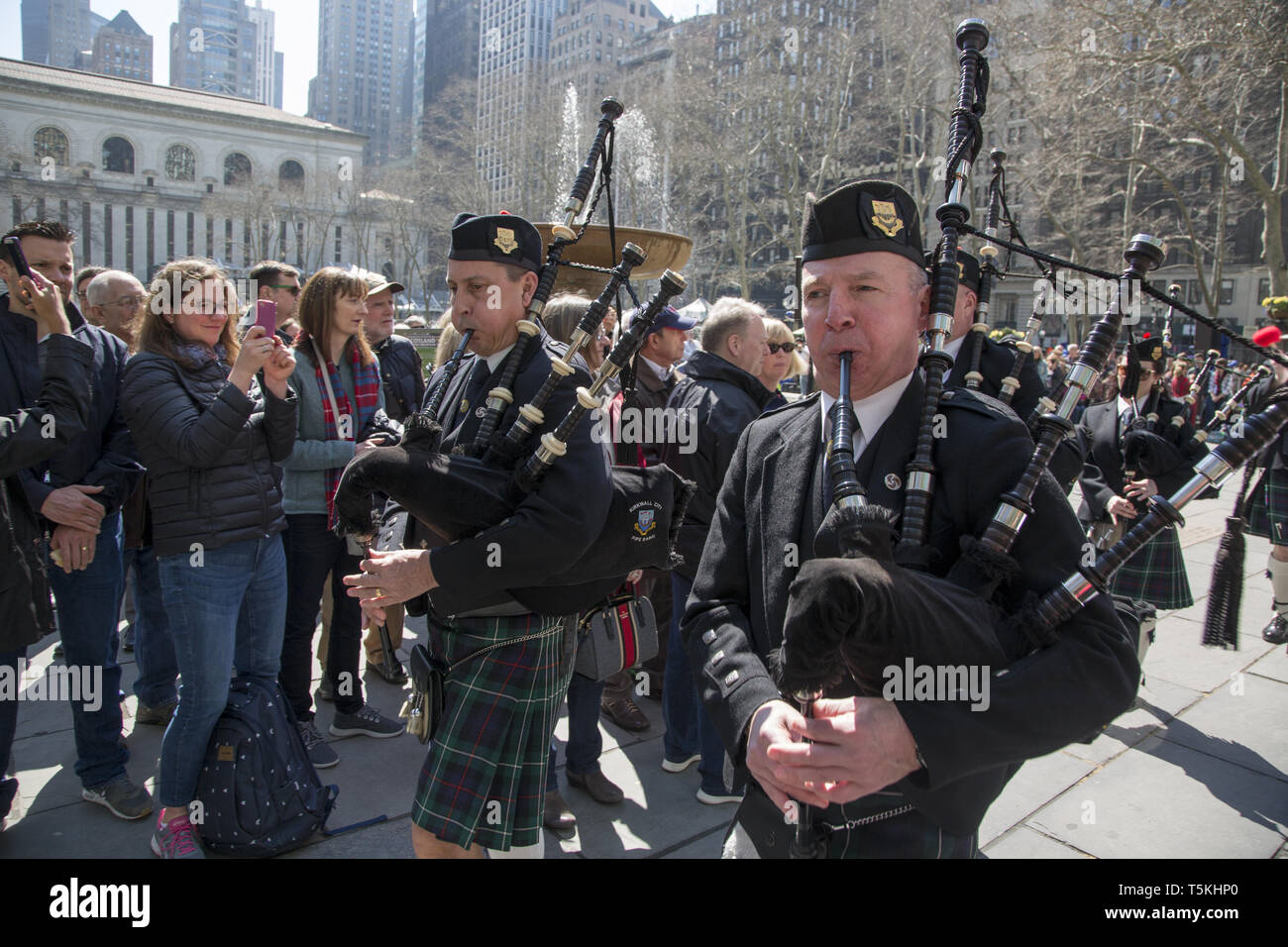 People Of Scottish Descent