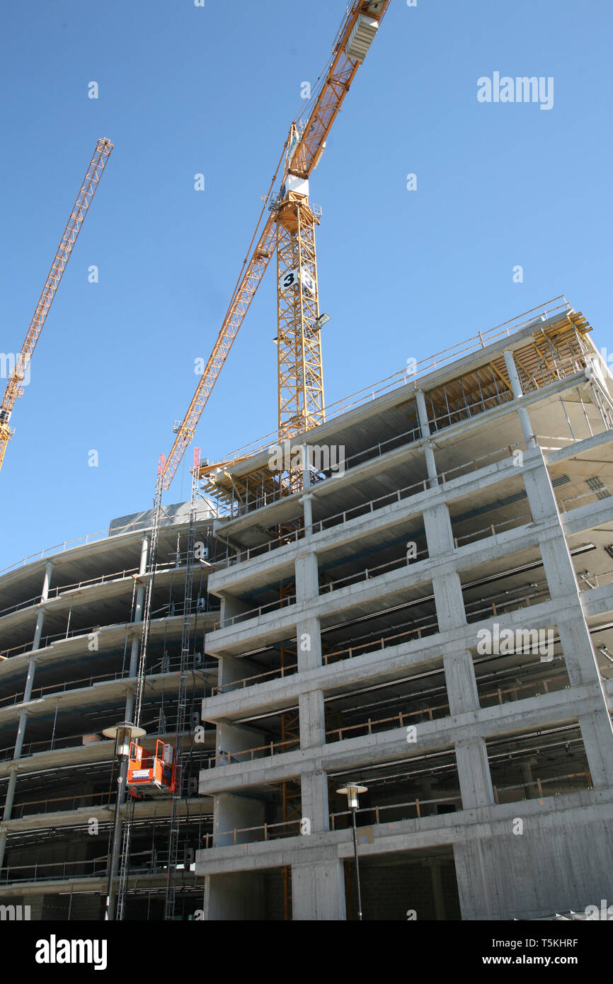 City construction hi-res stock photography and images - Alamy