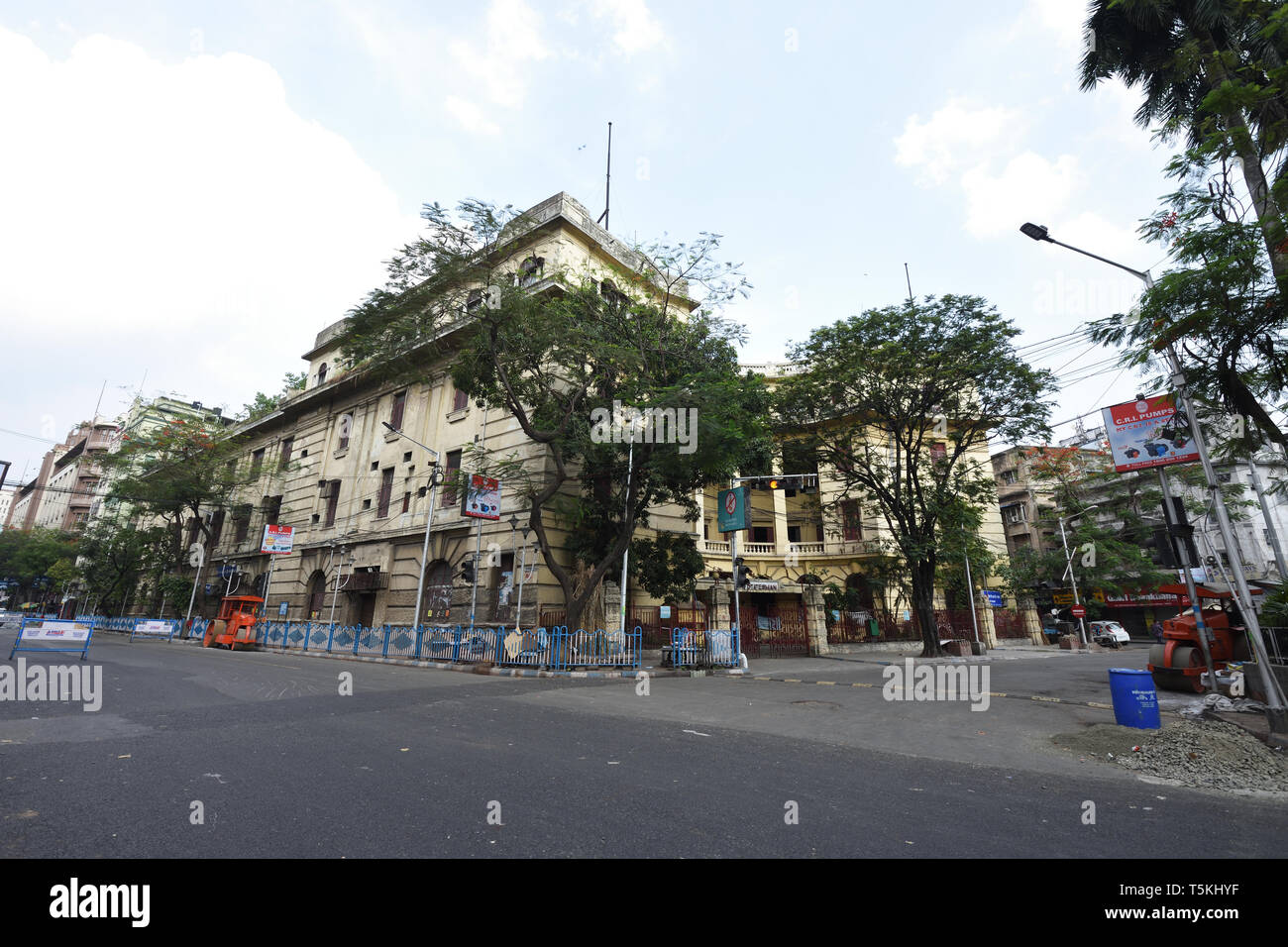 Statesman House. 4 Chowringhee Square, Kolkata, India Stock Photo - Alamy