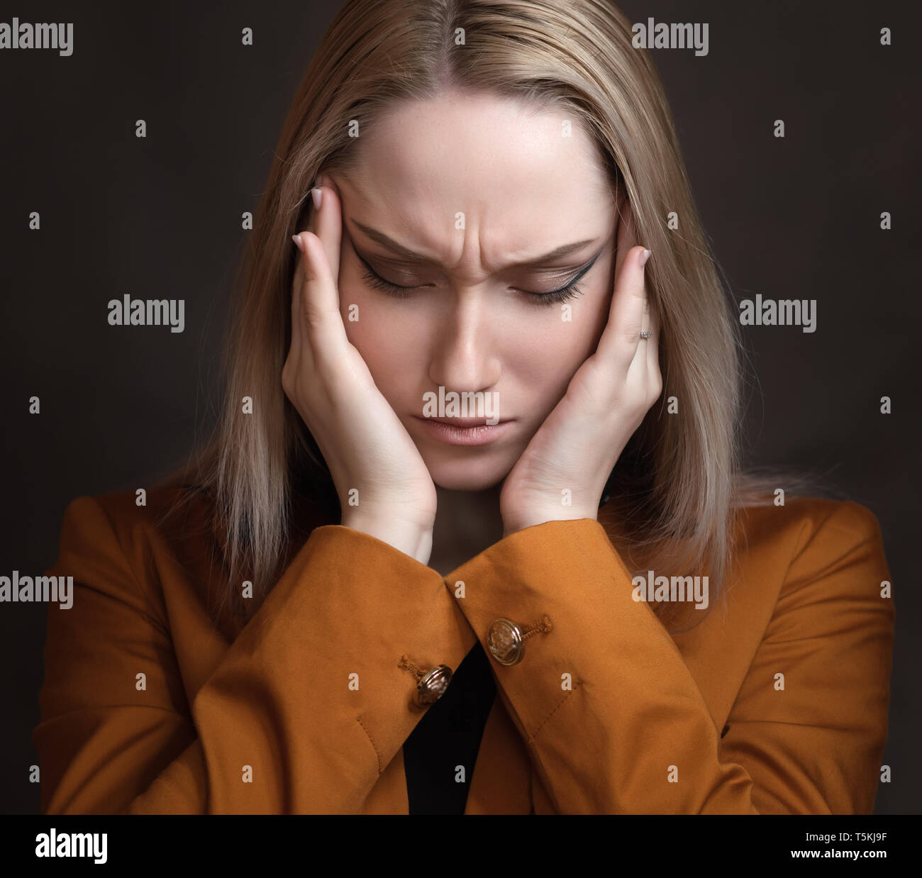 Expressive dramatic portrait young woman hi-res stock photography and ...