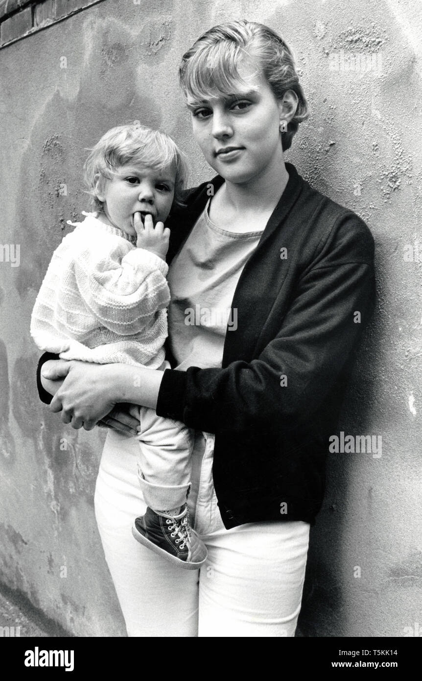 1980s family baby hi-res stock photography and images - Alamy