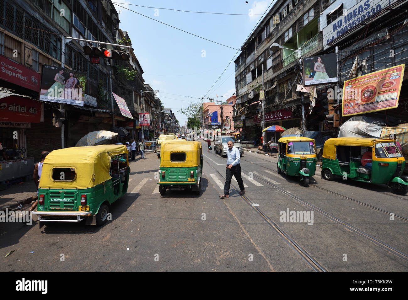 MG Road at Burrabazar, Kolkata, India Stock Photo - Alamy