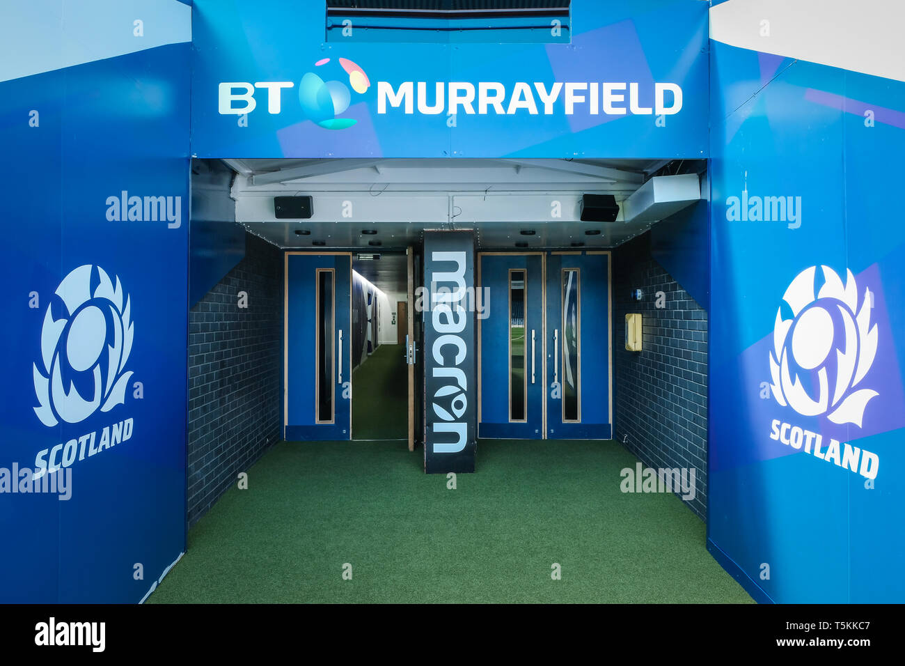 Players entrance hi-res stock photography and images - Alamy