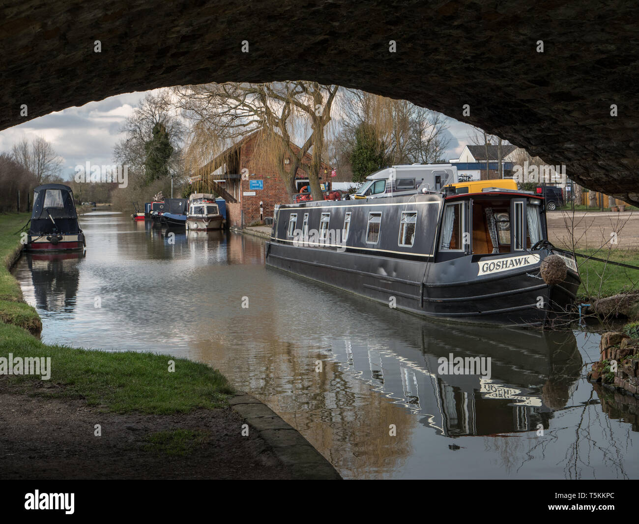 Narrow boats moored on the Oxford Canal near Aynho Wharf England UK ...
