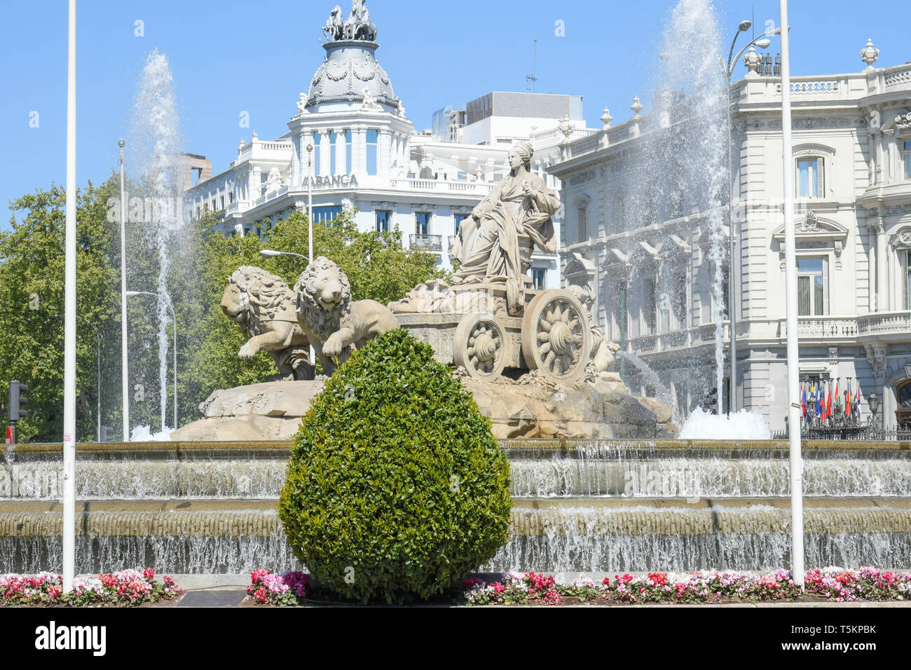 Monumento fuente hi-res stock photography and images - Alamy