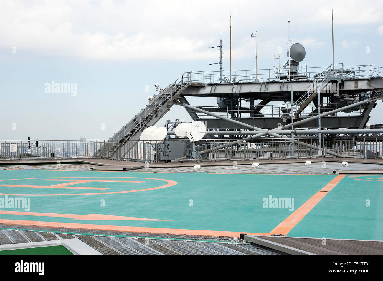 Views of Tokyo from Tokyo City View Observation Deck and helipad, Mori ...