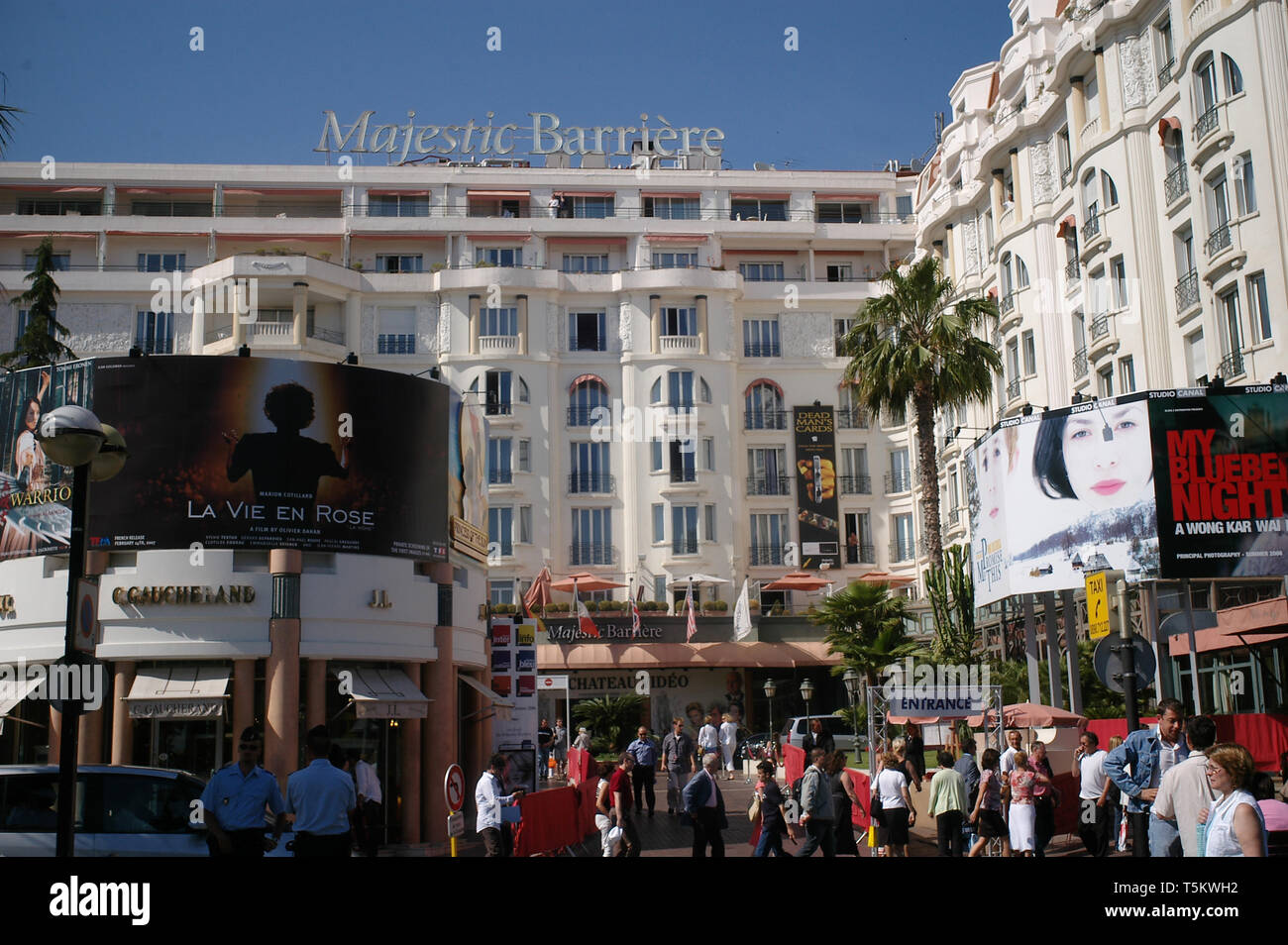 CANNES, FRANCE. May 26, 2006: General atmosphere at the Majestic Hotel ...
