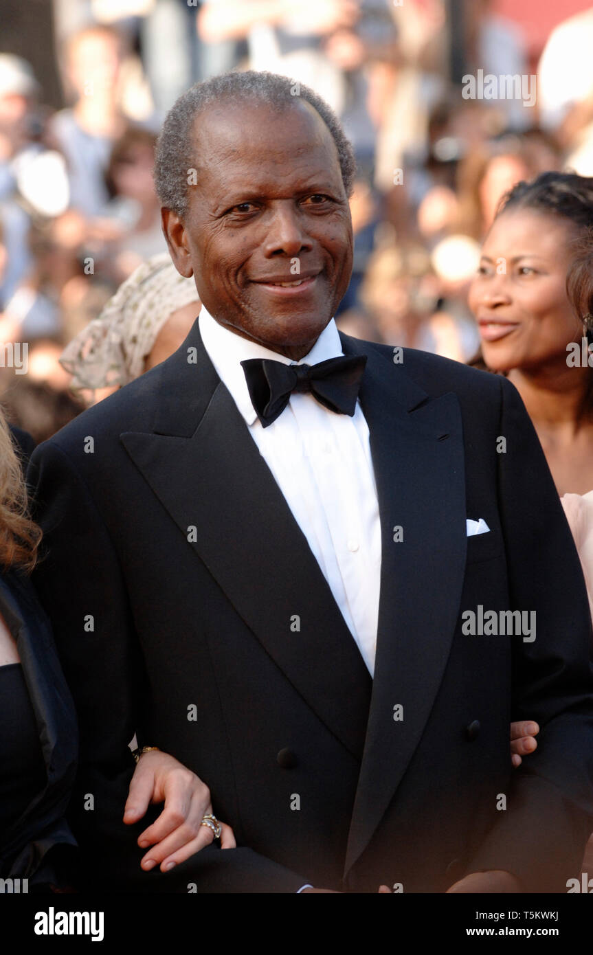 Sidney Poitier High Resolution Stock Photography and Images - Alamy