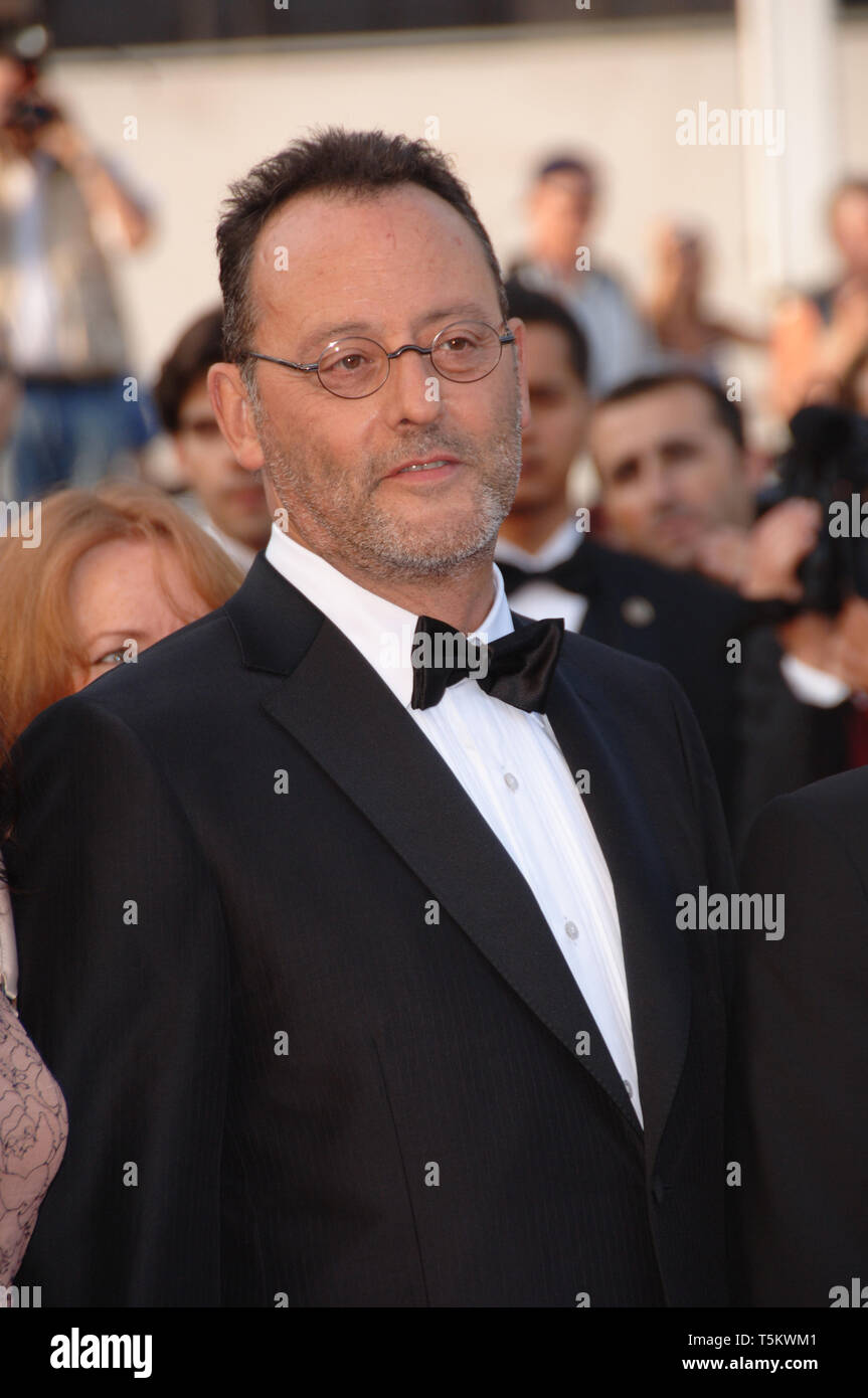 Cannes film festival da vinci code gala hi-res stock photography and ...