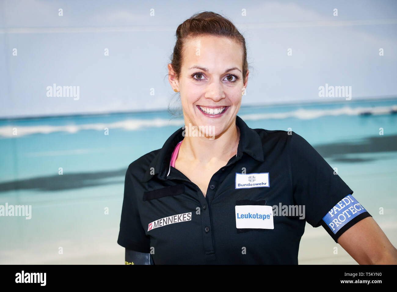 28 March 2019, Hamburg: Victoria Bieneck of the German Beach Volleyball ...