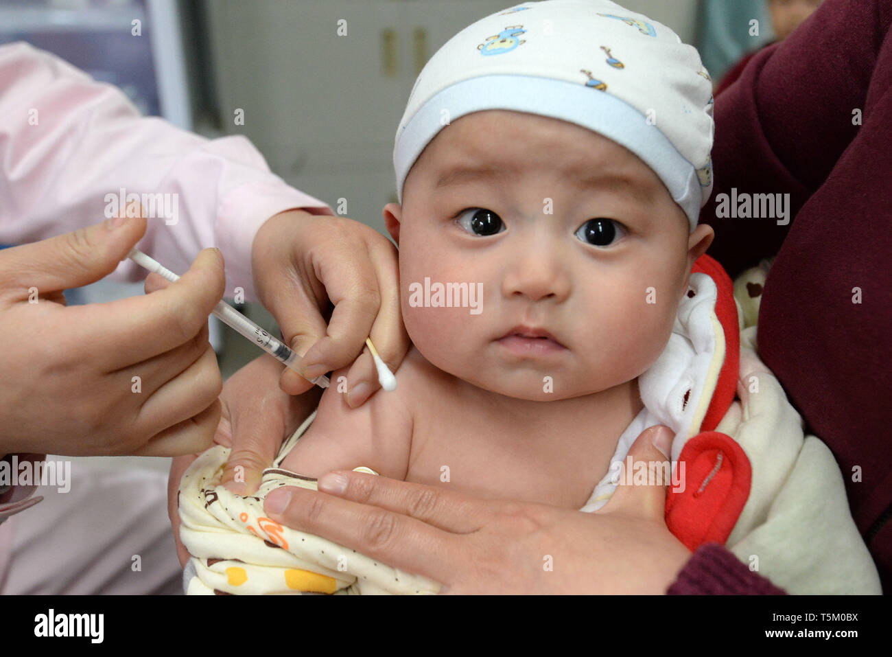 Baby vaccination china hi-res stock photography and images - Alamy