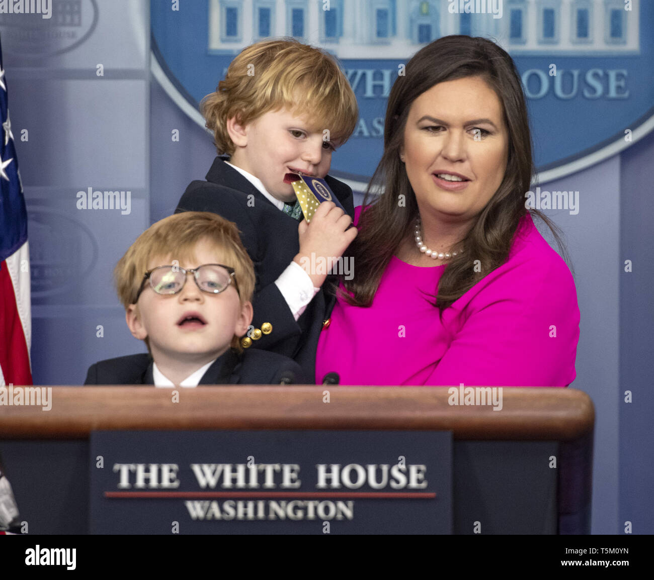 Sarah huck hi-res stock photography and images - Alamy