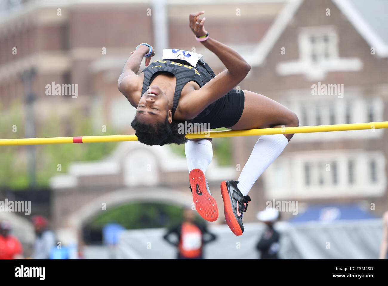 Victoria relays hi-res stock photography and images - Alamy