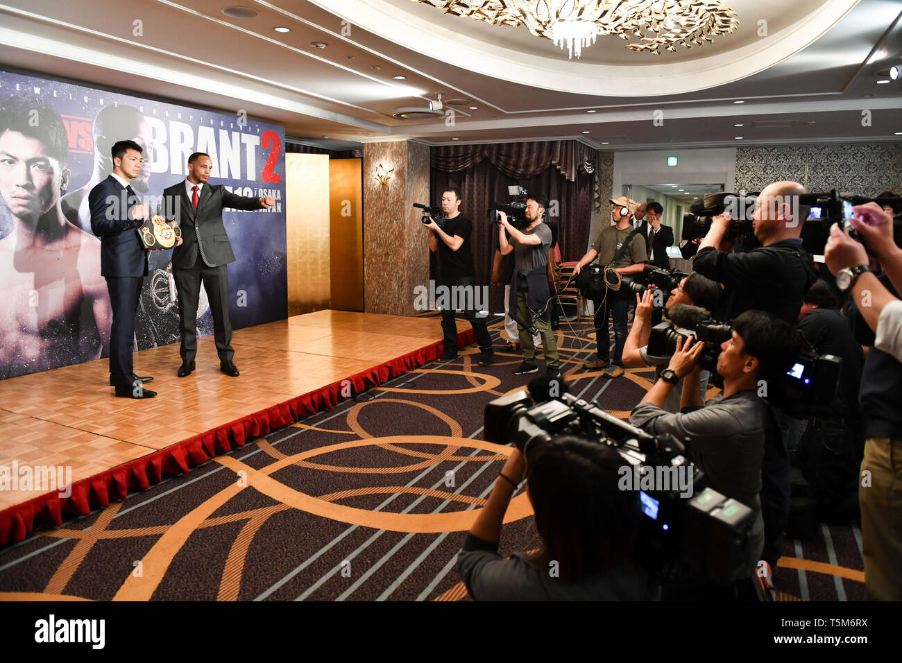 Tokyo, Japan. 25th Apr, 2019. (L-R) Ryota Murata, Rob Brant Boxing ...