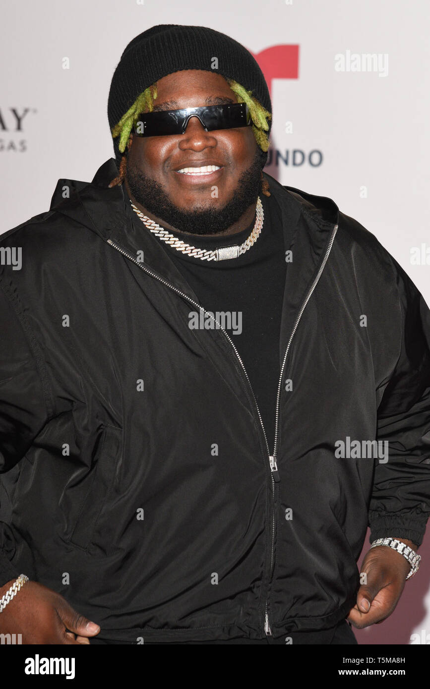 2019 billboard latin music awards hi-res stock photography and images ...