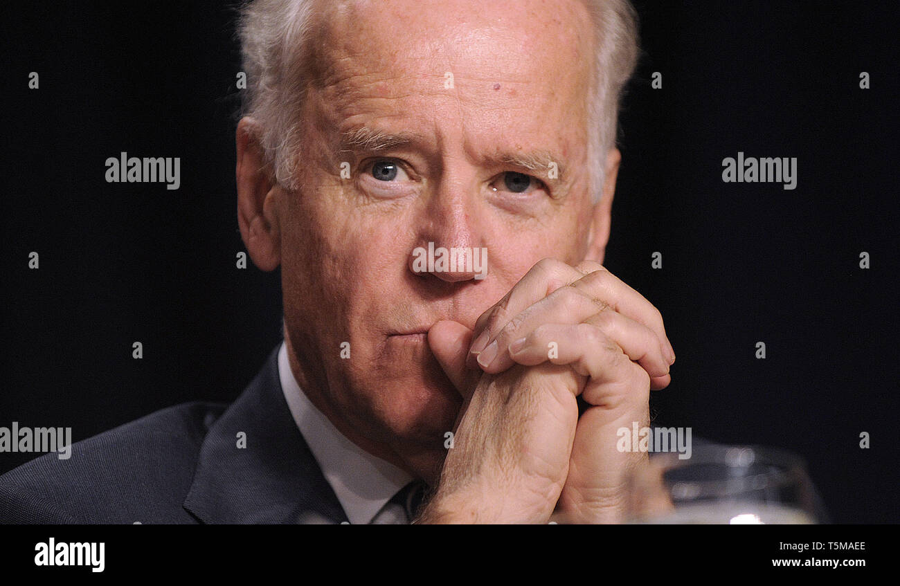National prayer breakfast 2014 hi-res stock photography and images - Alamy
