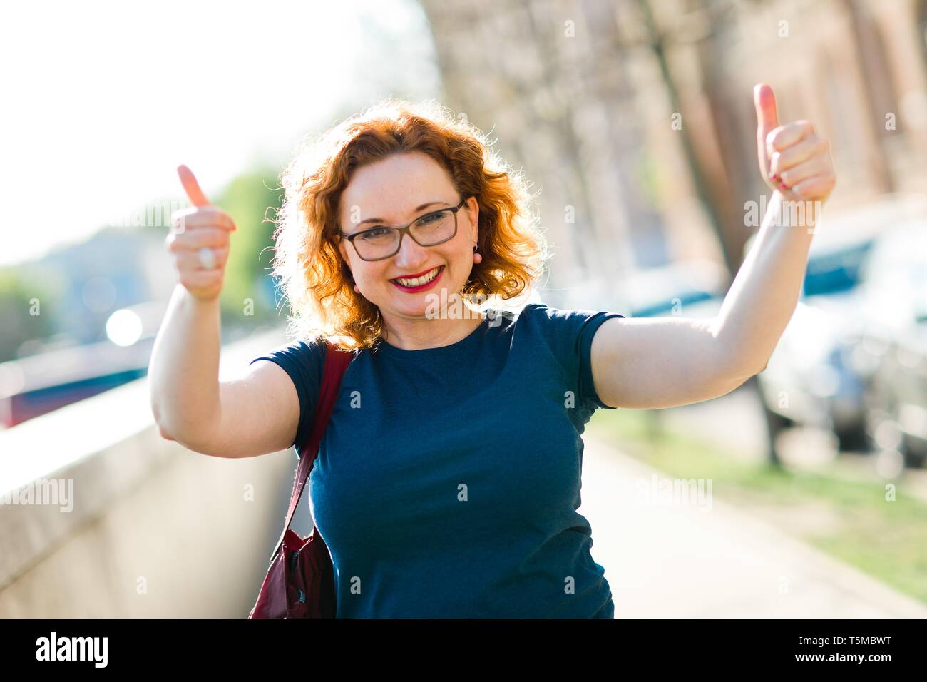 Number one thumb up hi-res stock photography and images - Alamy