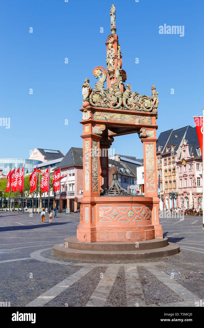 Marktbrunnen hi-res stock photography and images - Alamy