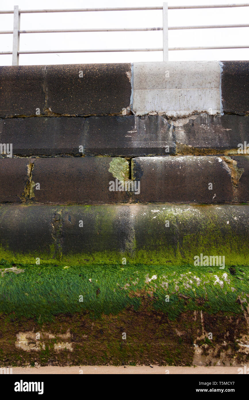 Sea wall, Walpole Bay, near Margate, Kent, UK Stock Photo - Alamy