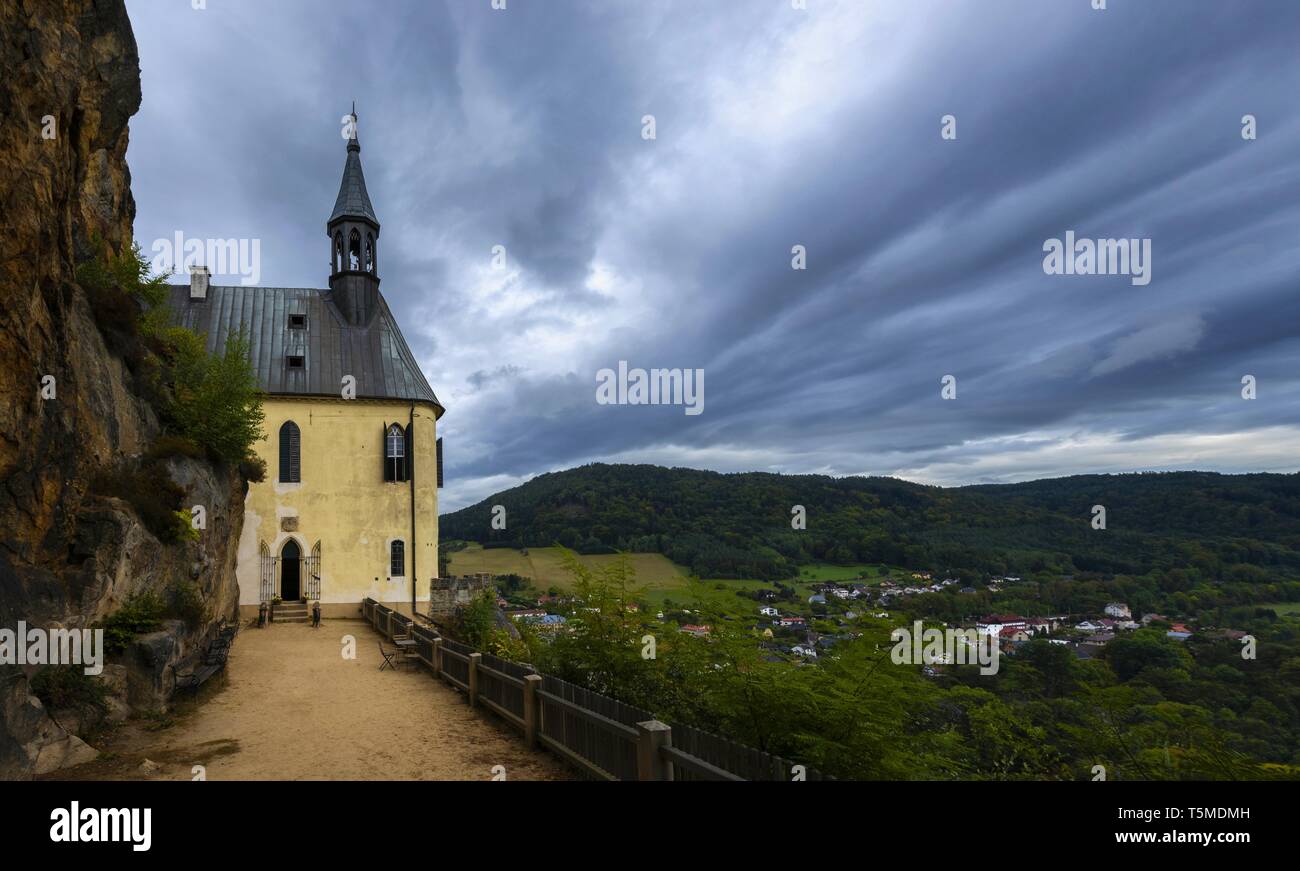 Pantheon at the ruined rock castle Vranov in Bohemian Paradise Stock ...