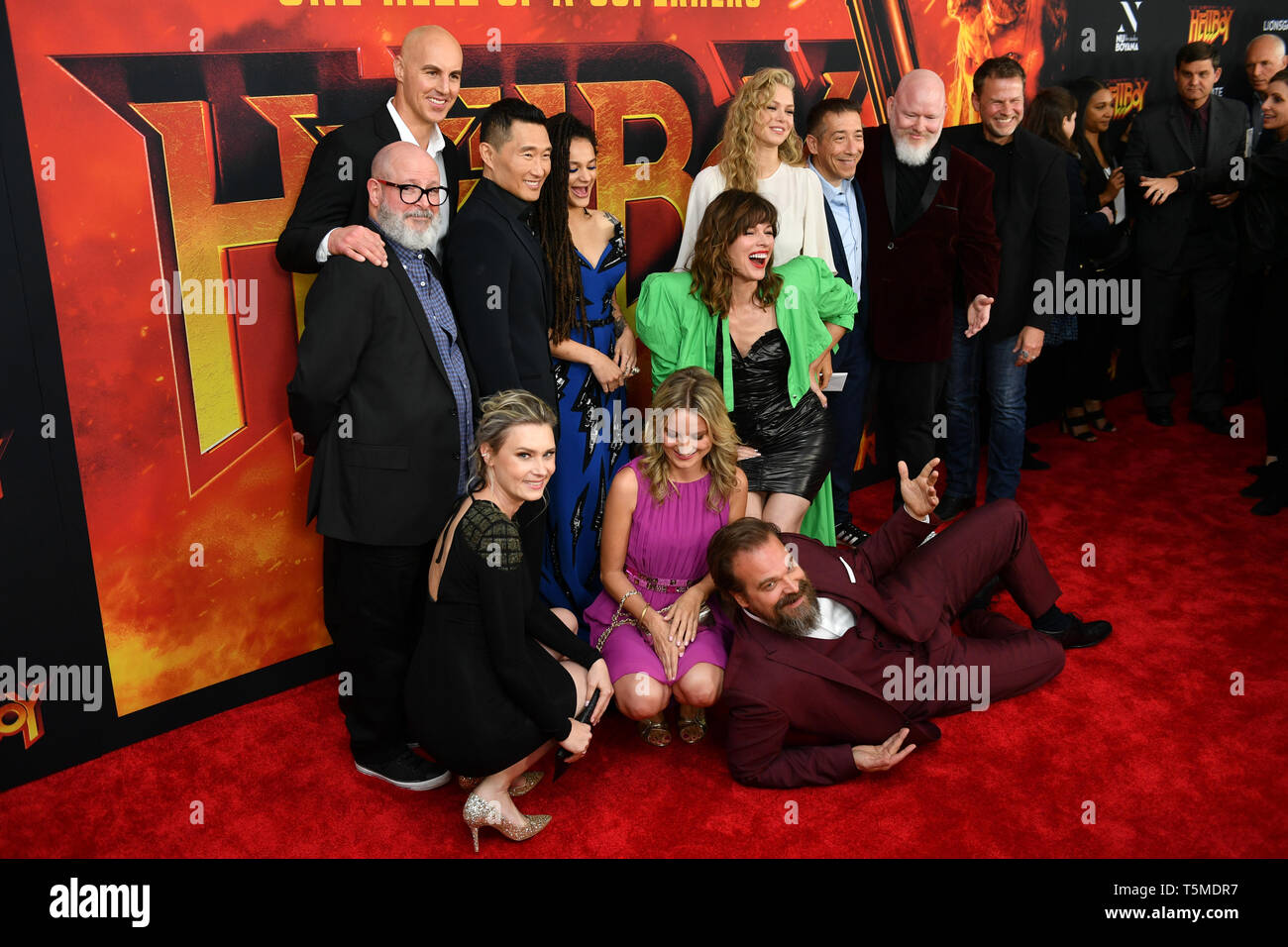 Cast red carpet hi-res stock photography and images - Alamy