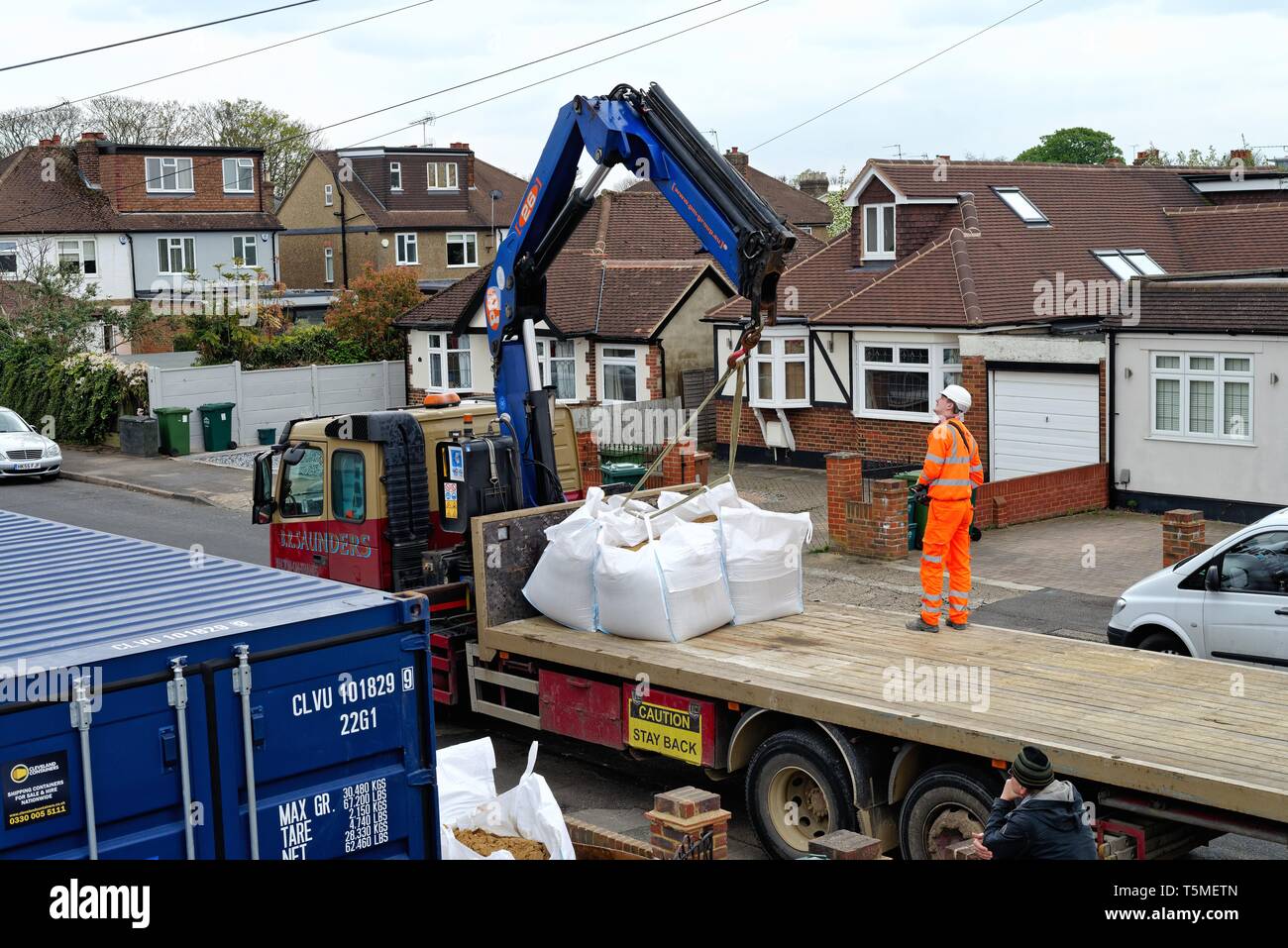 Large suburban house uk hi-res stock photography and images - Alamy