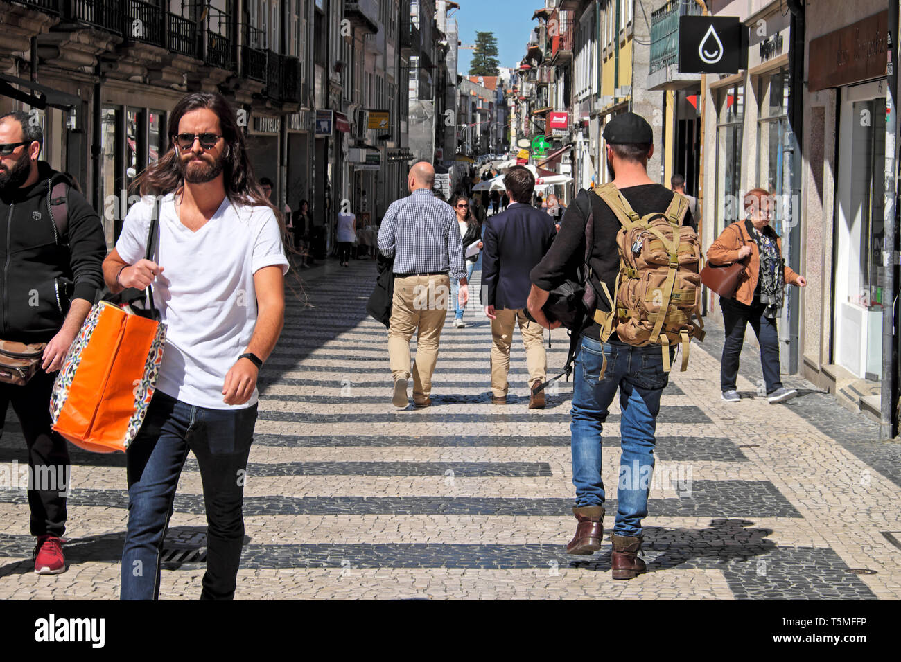 People porto hi-res stock photography and images - Alamy