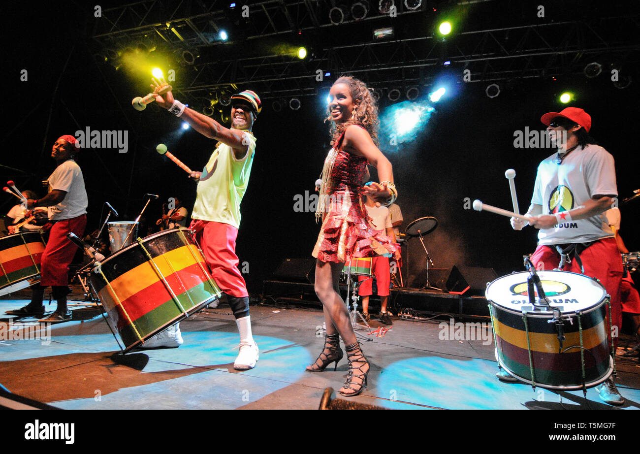 Olodum band hi-res stock photography and images - Alamy