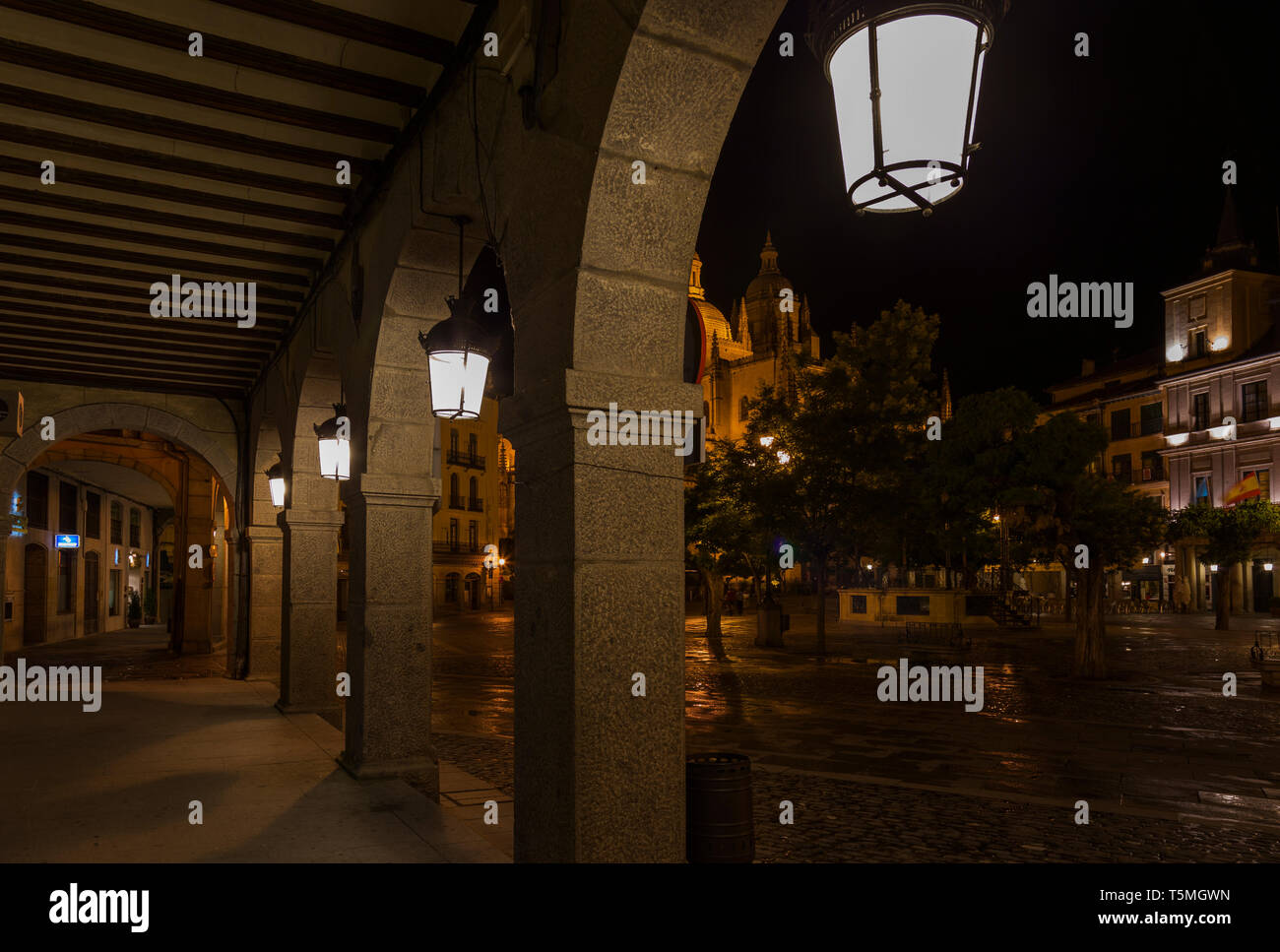 Plaza Mayor, Town hall and cathedral of Segovia. Castila y Leon. Spain ...