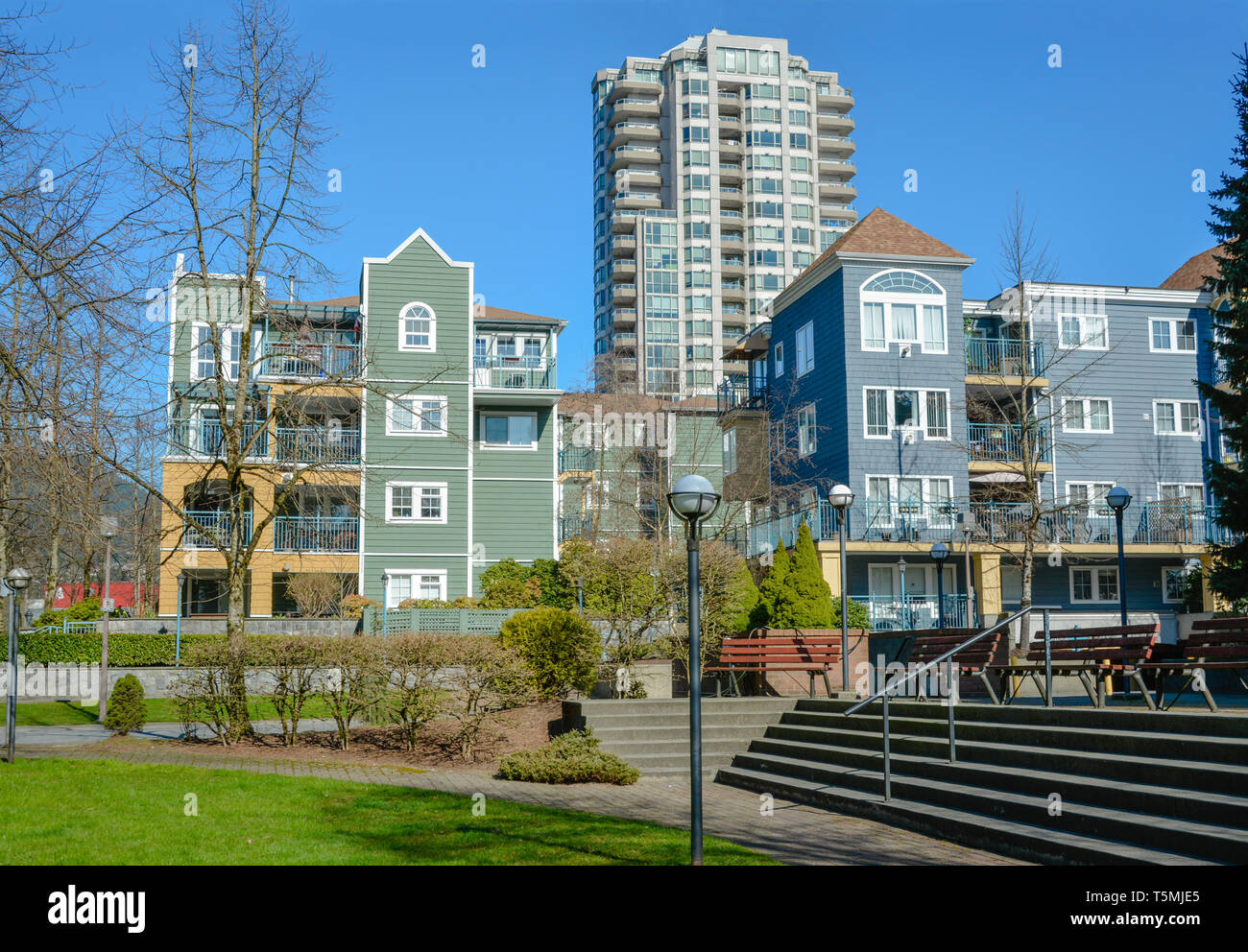 Concrete block bench hi-res stock photography and images - Alamy