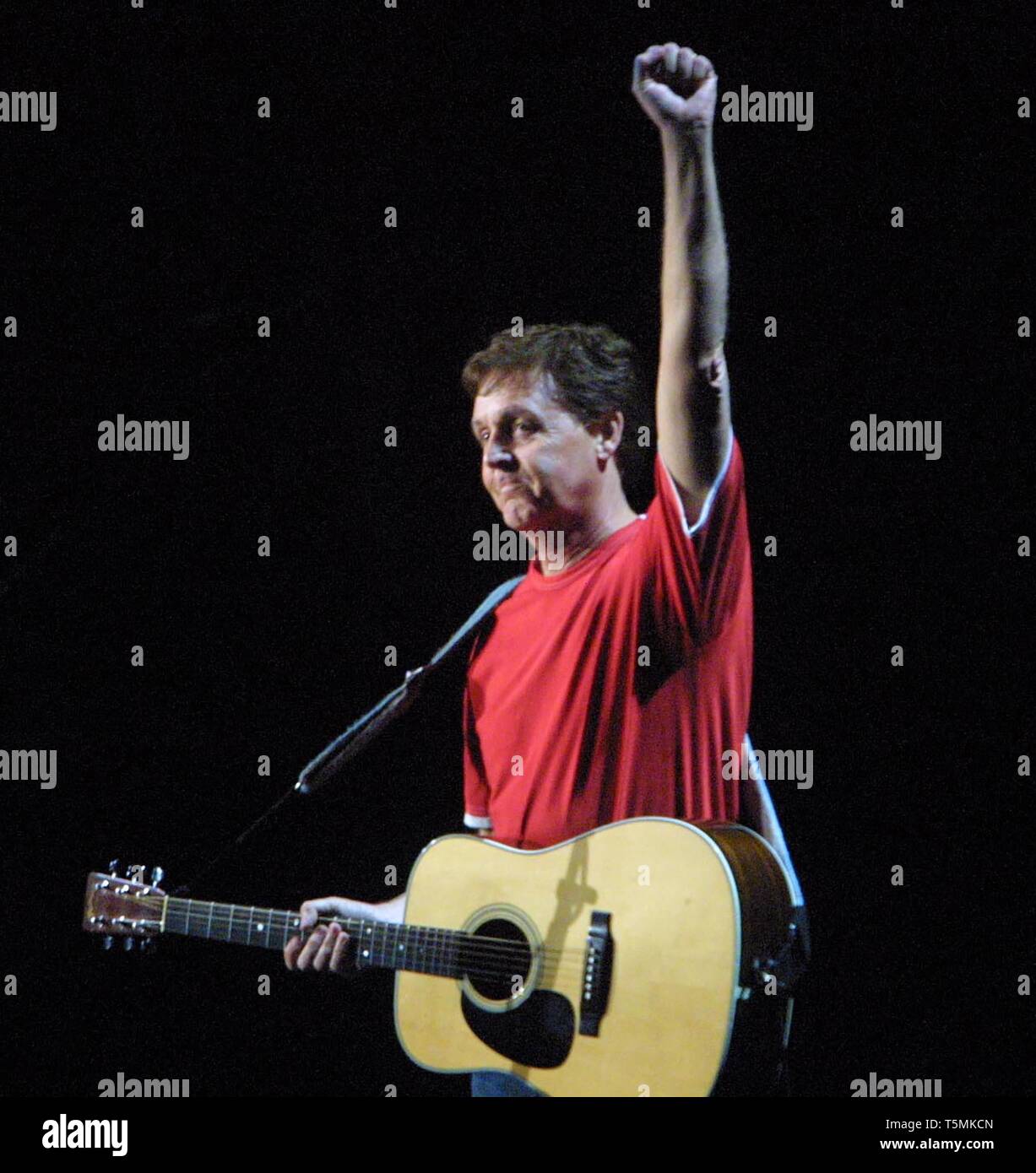 PAUL McCARTNEY CONCERT AT THE CONTINENTAL AIRLINES ARENA,N.J. 2002 ...