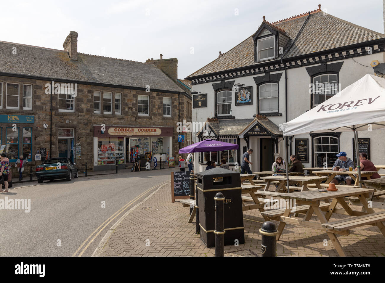 The kings arms cornwall hi-res stock photography and images - Alamy