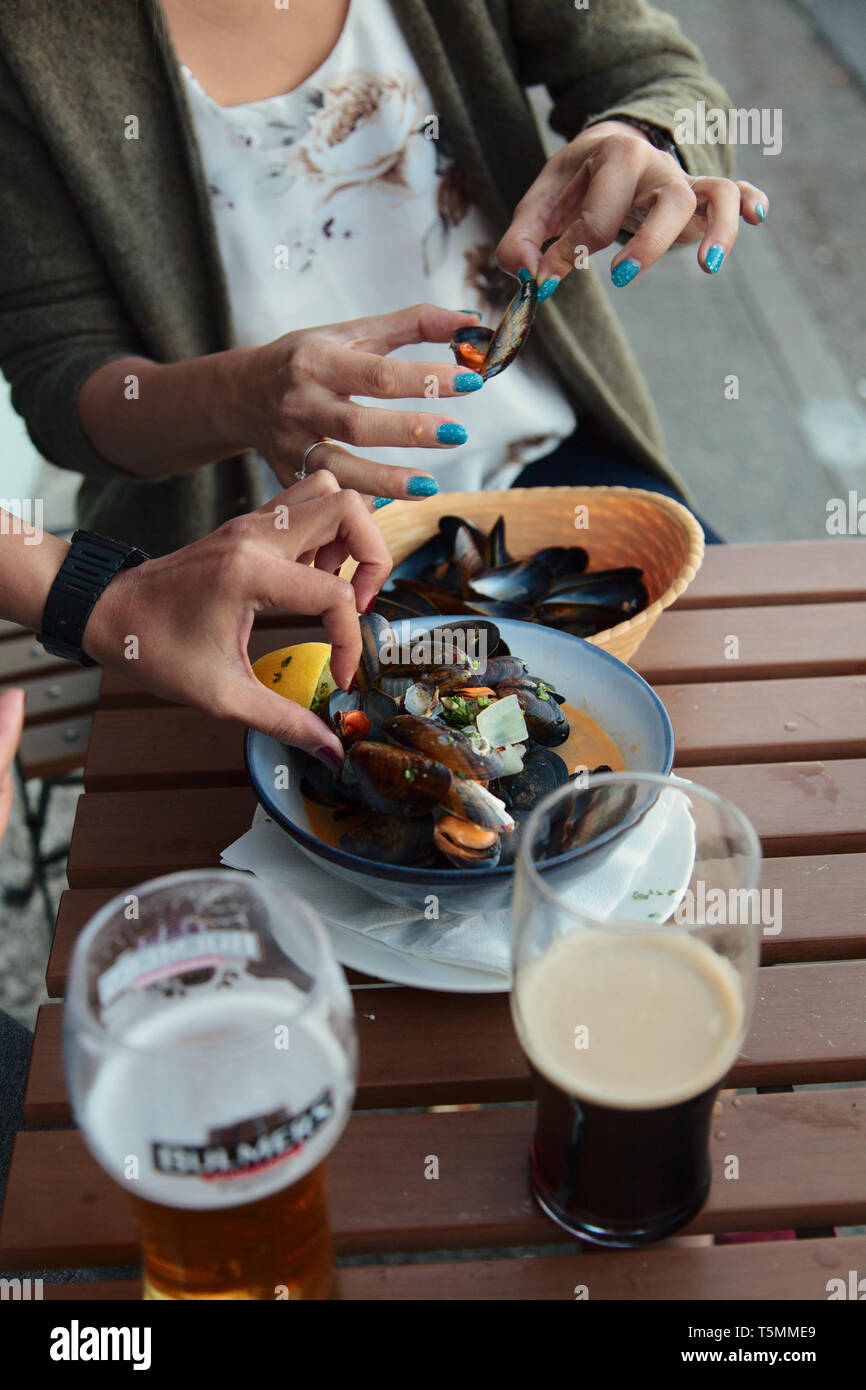Guinness on table hi-res stock photography and images - Alamy