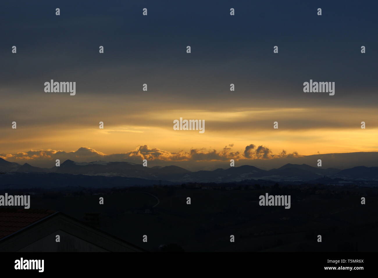 Vista la natura hi-res stock photography and images - Alamy