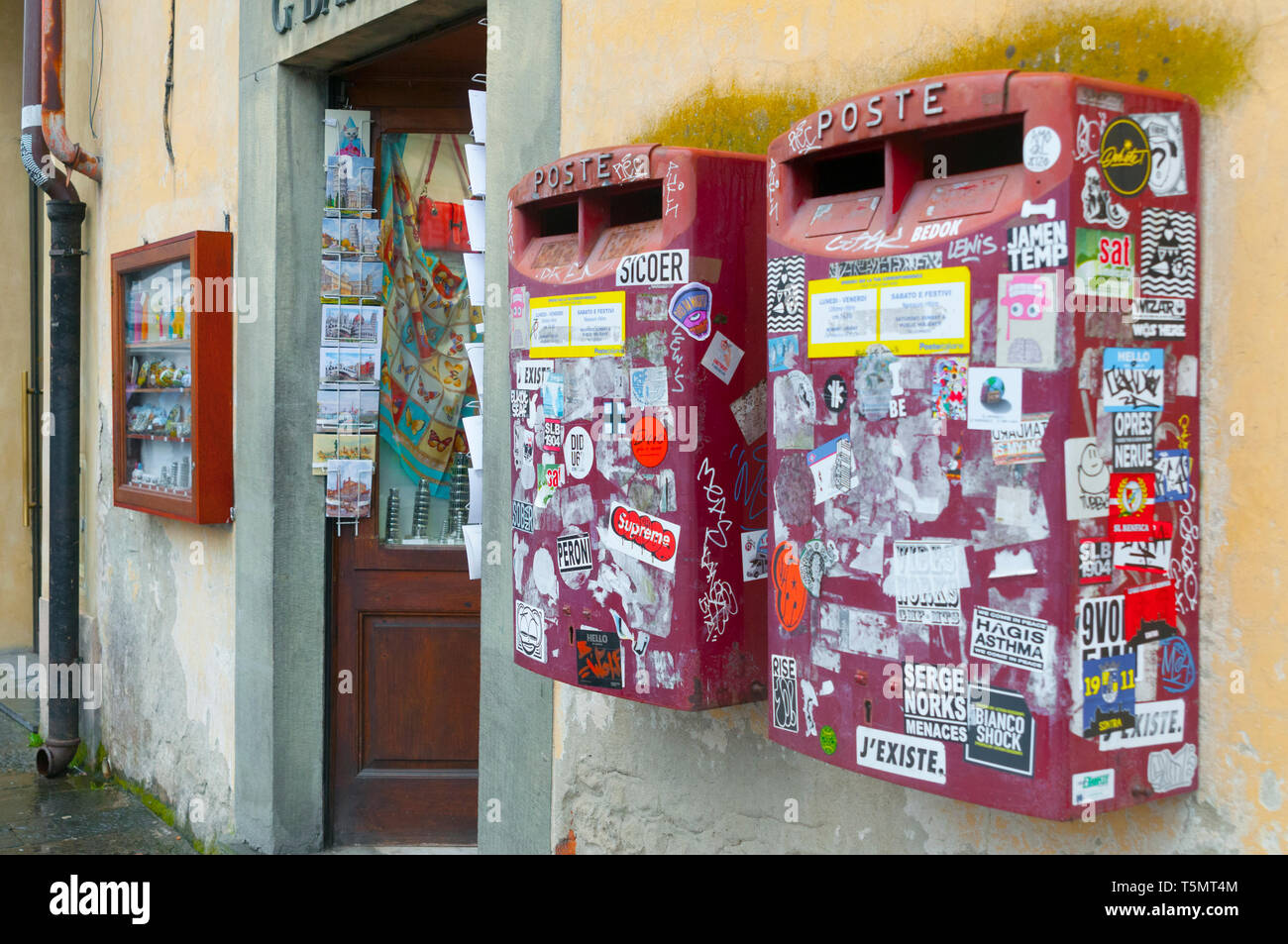 World letter boxes hi-res stock photography and images - Alamy