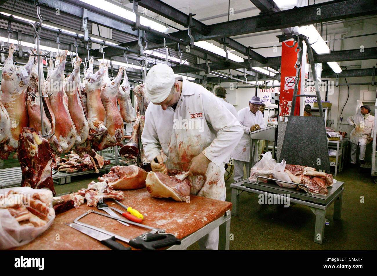 Butchers section hi-res stock photography and images - Alamy